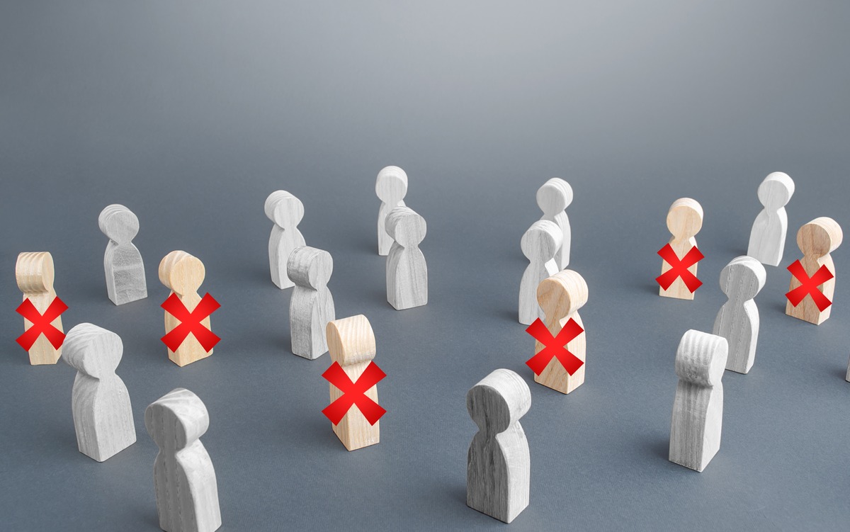 Common Mistakes to Avoid in Your LLC Operating Agreement | FormPros